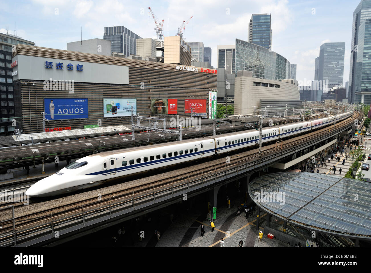 shinkansen bullet train train travels through central Tokyo Japan Stock ...