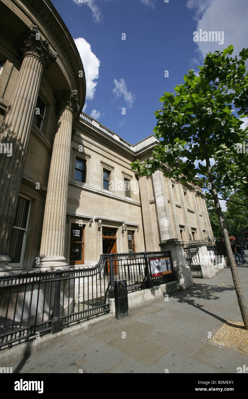 National portrait gallery cafe hi-res stock photography and images - Alamy