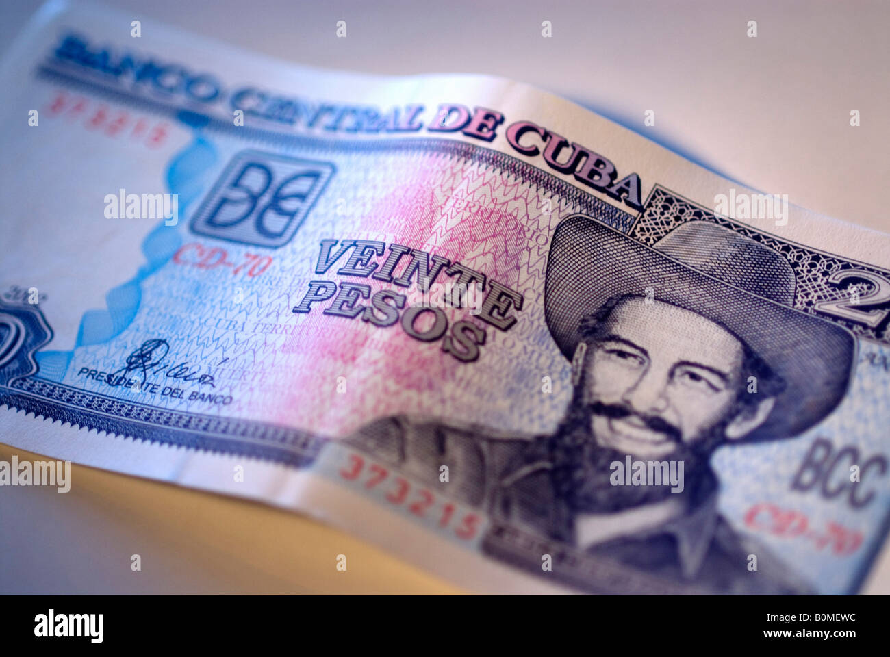PESOS CUBA BANKNOTE BILL Stock Photo - Alamy