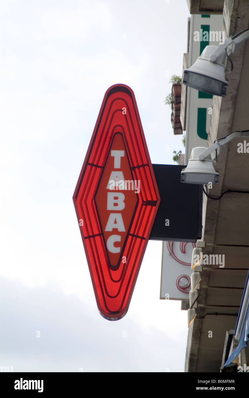 la tabac tobacconist tobacco cigerettes rolling french franch smoking ...