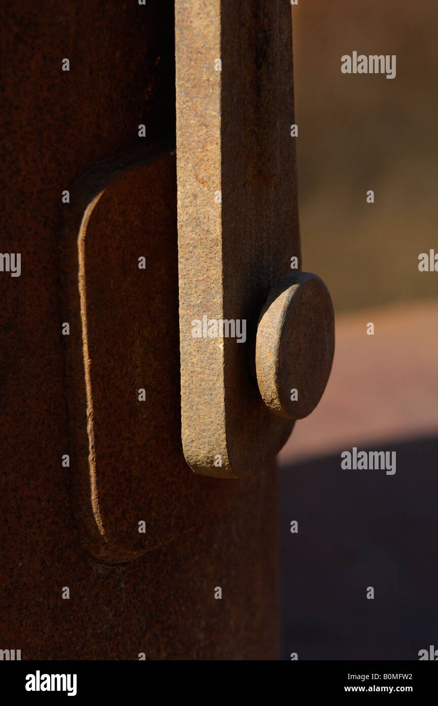 Crucible steel hi-res stock photography and images - Alamy