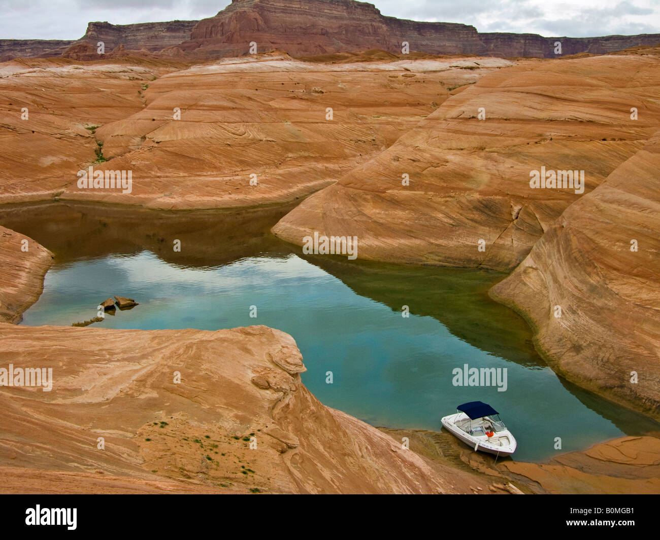 Boat parked near the end of West Canyon, Lake Powell, Glen Canyon ...