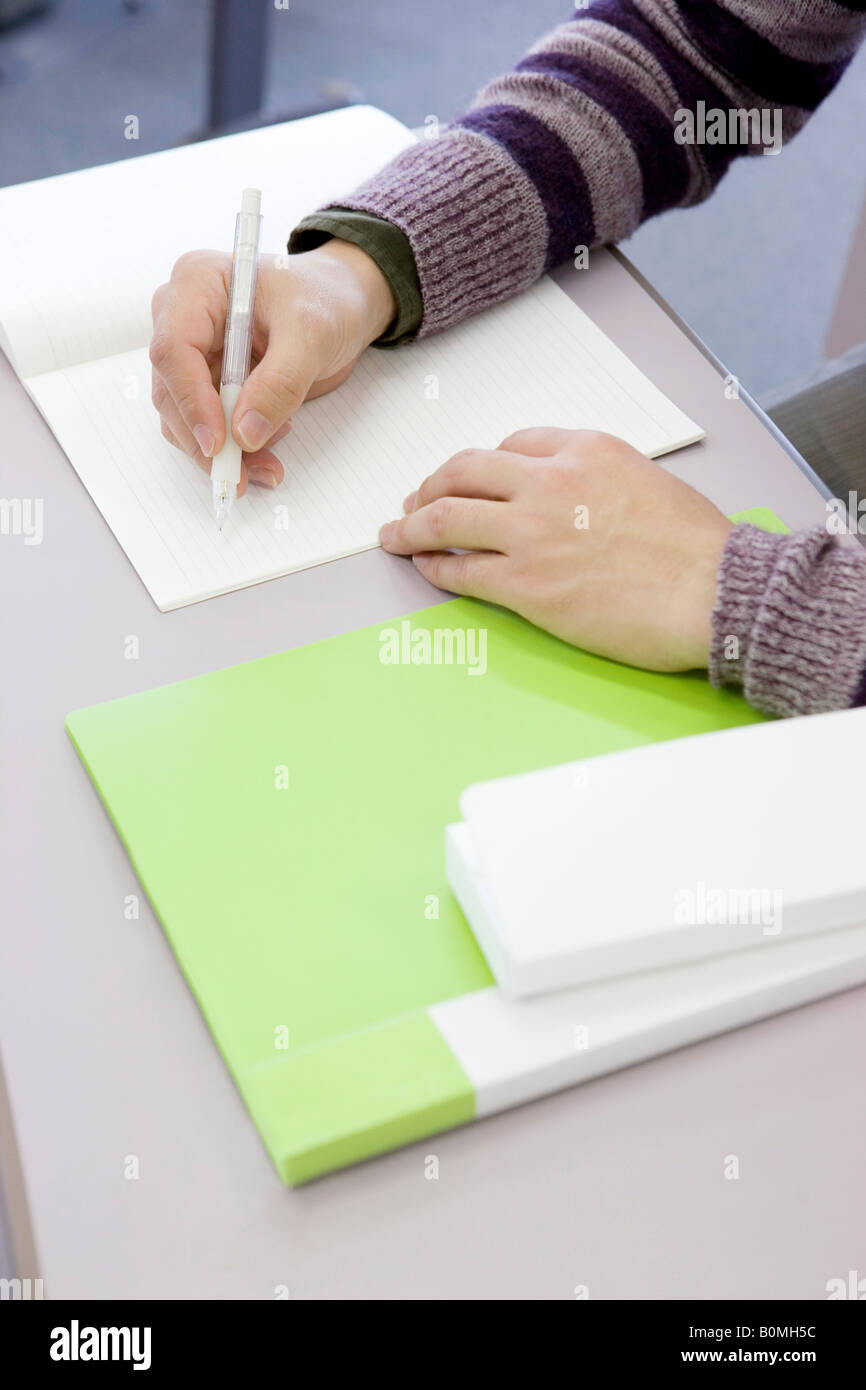 Writing with a pencil grip hi-res stock photography and images - Alamy