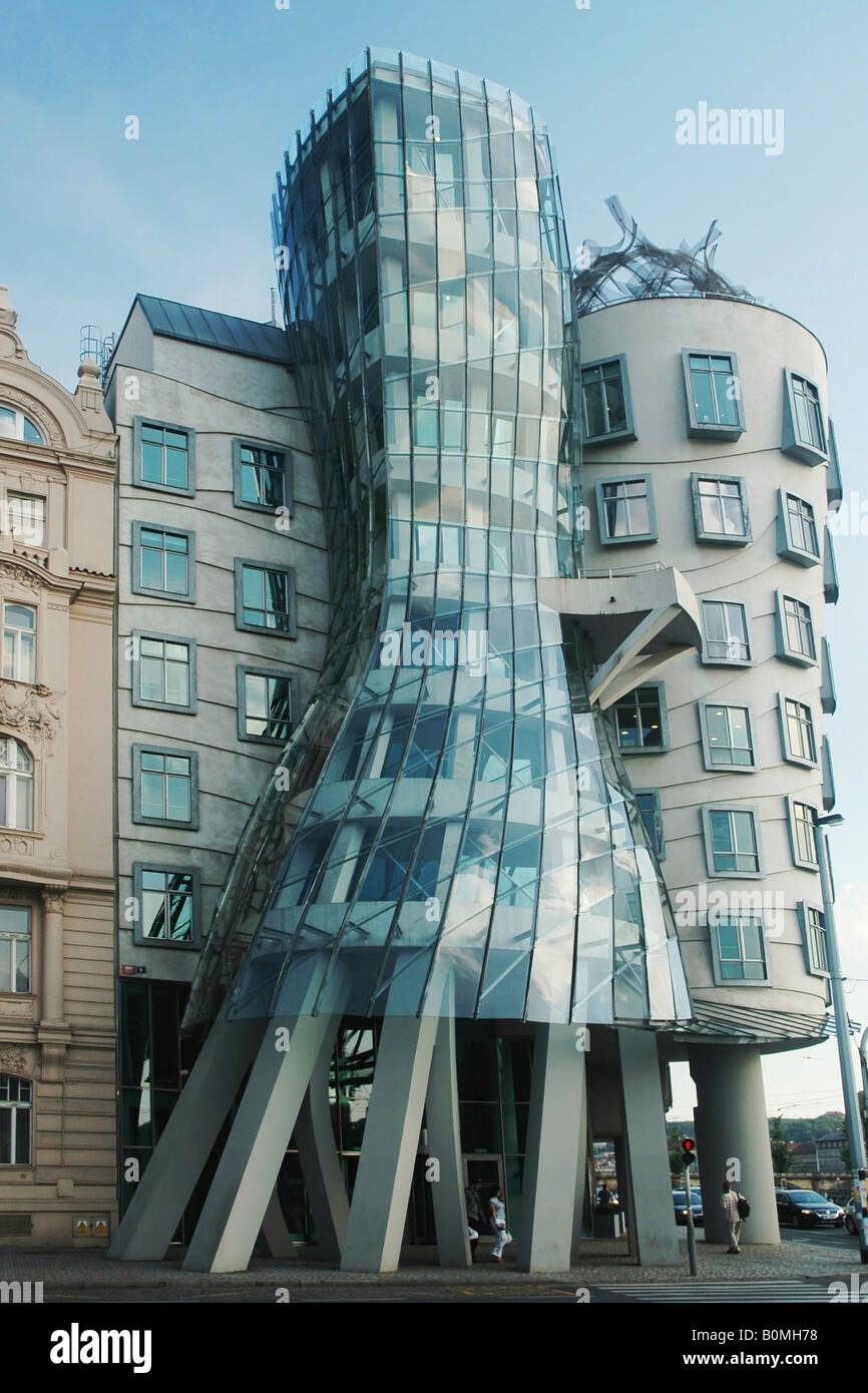 Prague dancing house modern hi-res stock photography and images - Alamy