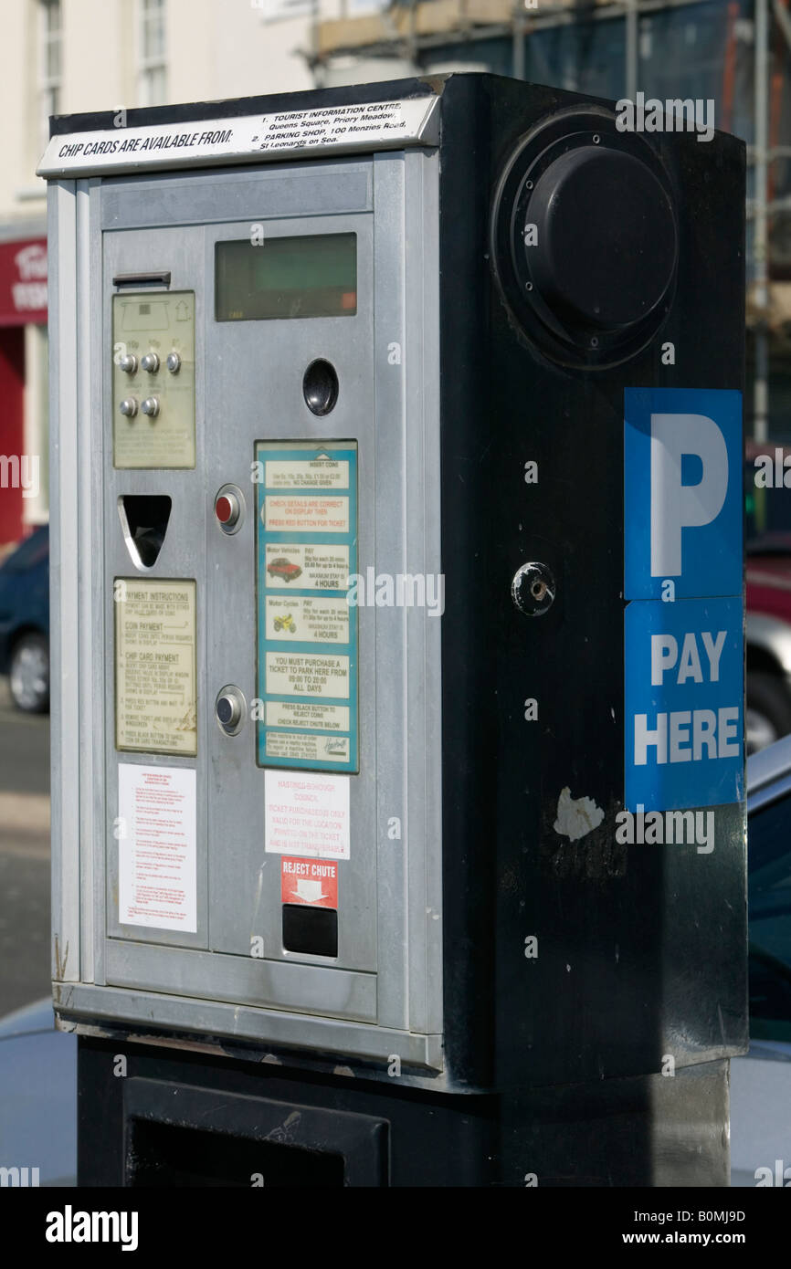 Permits ticket machine hi-res stock photography and images - Alamy