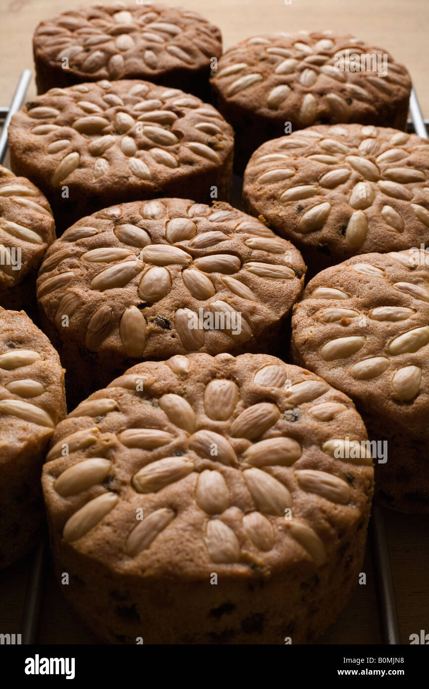 Dundee cake hi-res stock photography and images - Alamy
