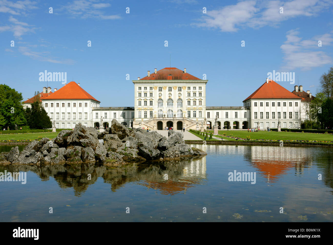 Schloss Nymphenburg in Muenchen, Castle Nymphenburg Munich, Bavaria ...