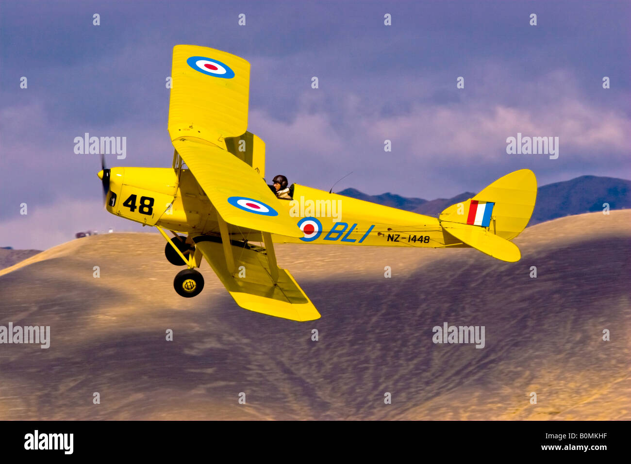 Tiger Moth performing aerobatic display at Classic Fighters Airshow ...