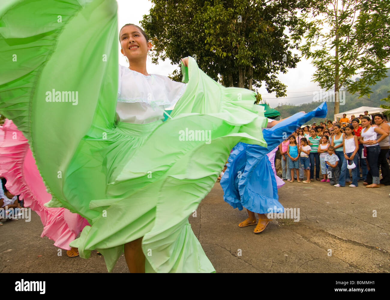 Costa rican traditional dress hi-res stock photography and images - Alamy