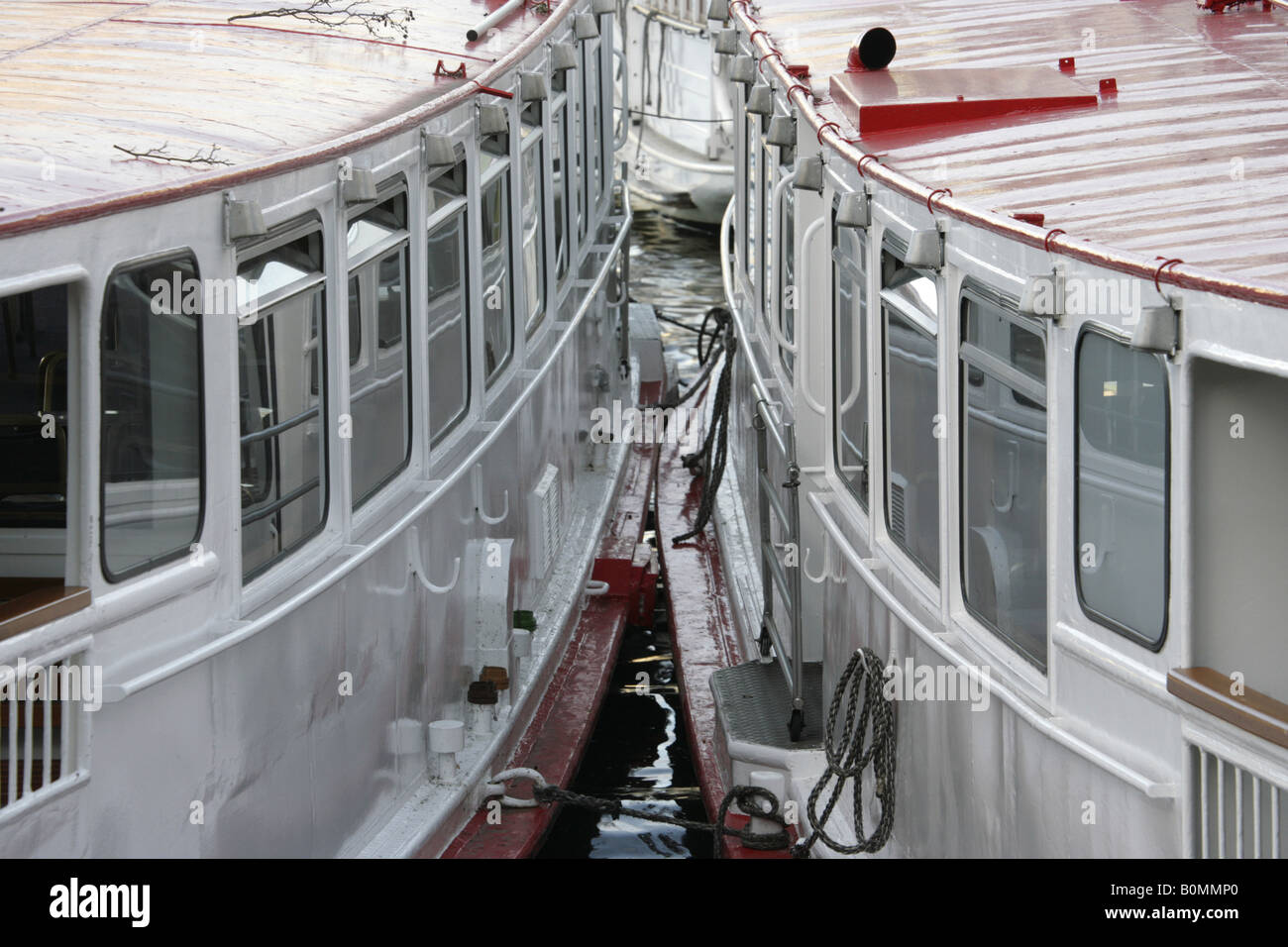 Alster excursion boats hi-res stock photography and images - Alamy