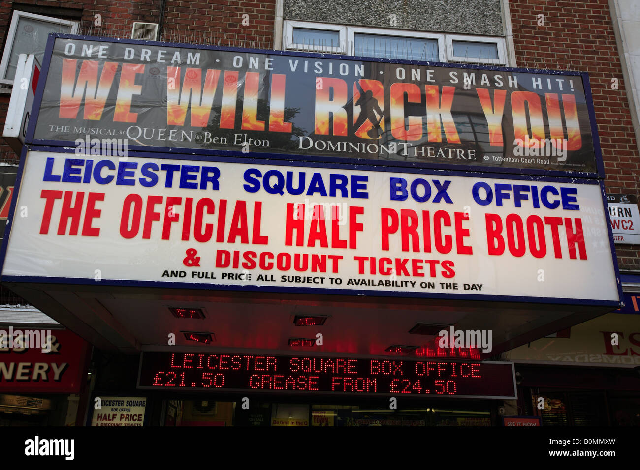 London theatre queue hi-res stock photography and images - Alamy