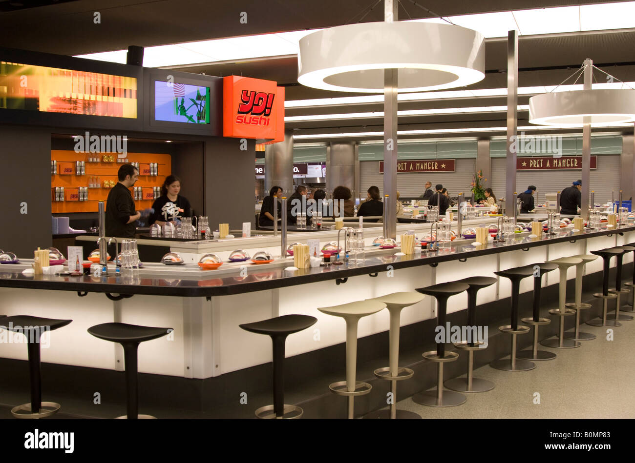 YO! Sushi Restaurant, St Pancras International Station London Stock ...