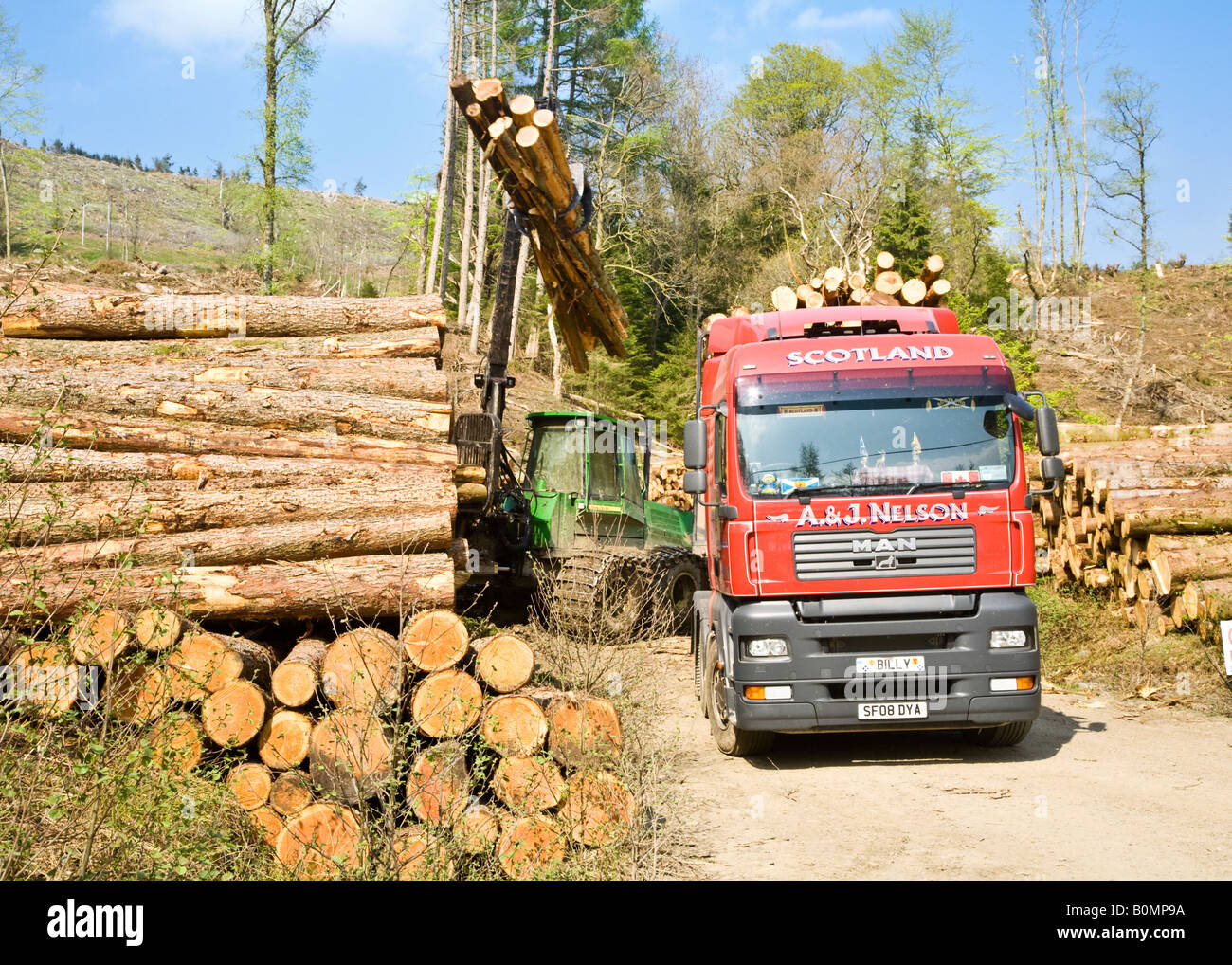 Lorry loading hi-res stock photography and images - Alamy