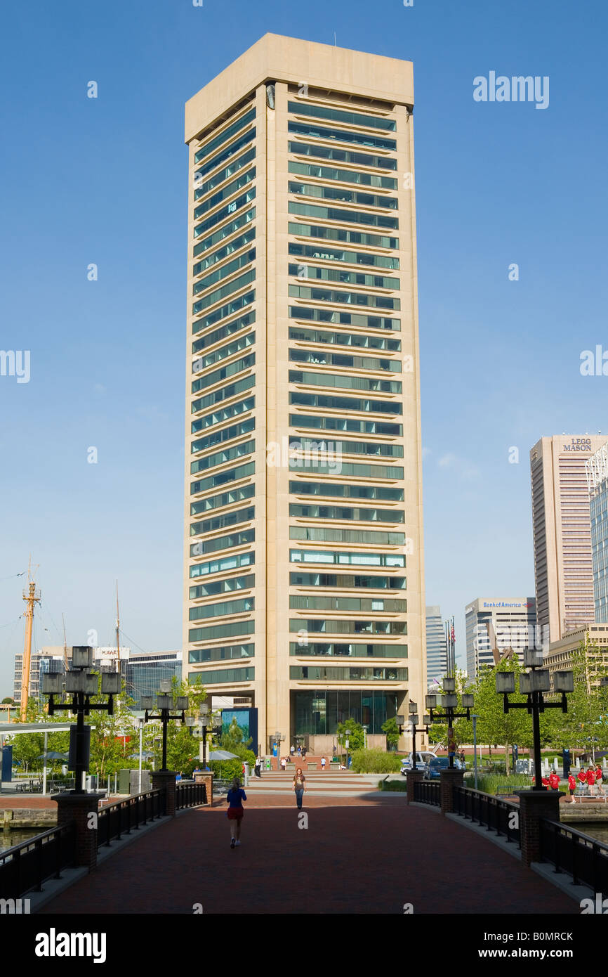 Baltimore World Trade Center at inner harbor architect I M Pei ...