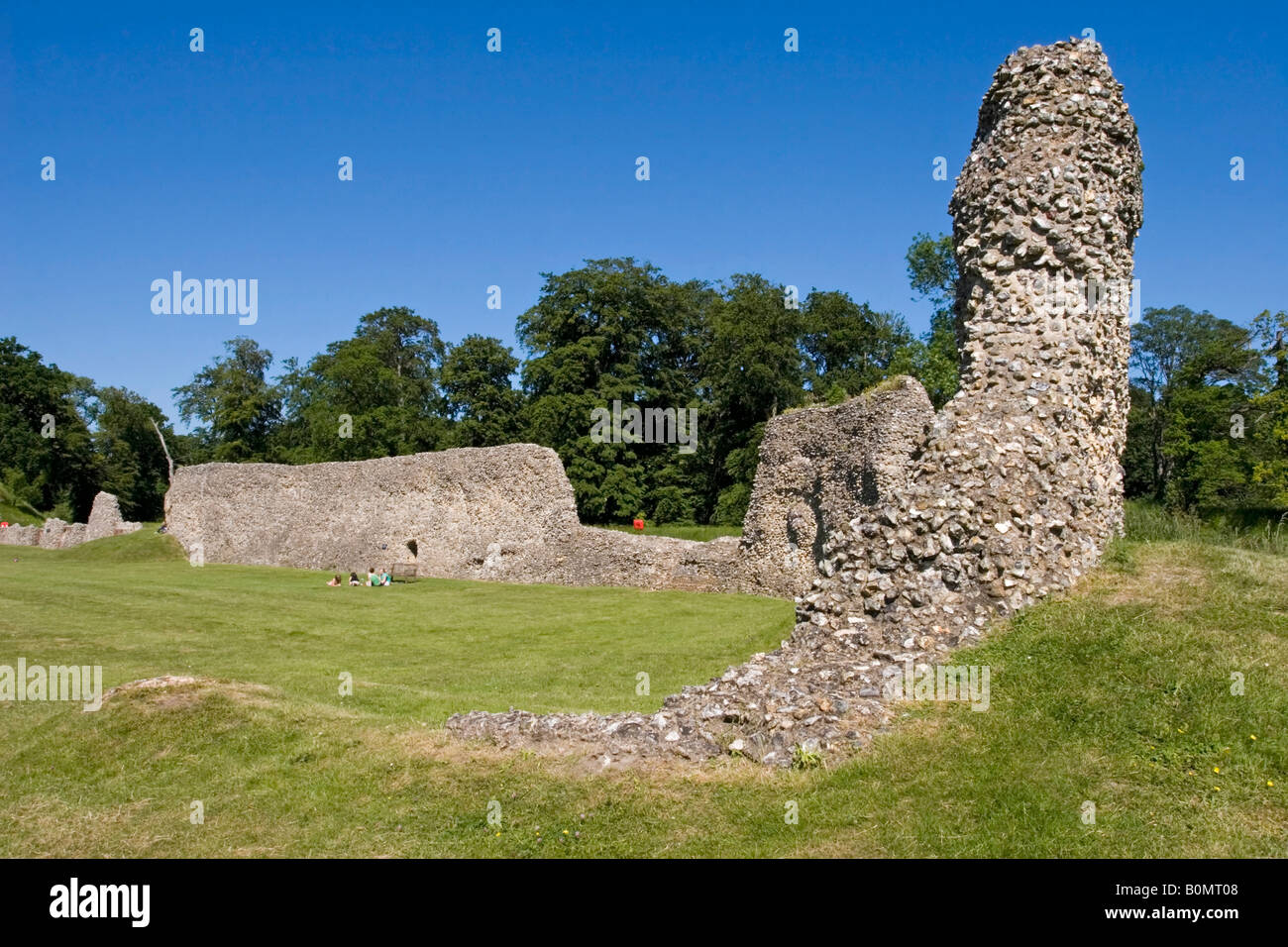 Berkhamsted Castle walls ruins Hertfordshire Stock Photo - Alamy