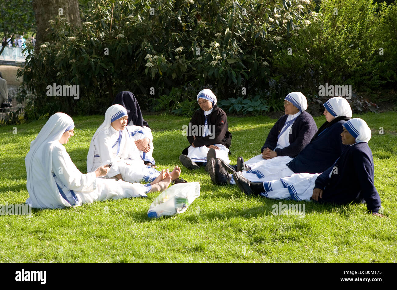 Christian Nuns In St James Park London UK Europe Stock Photo - Alamy