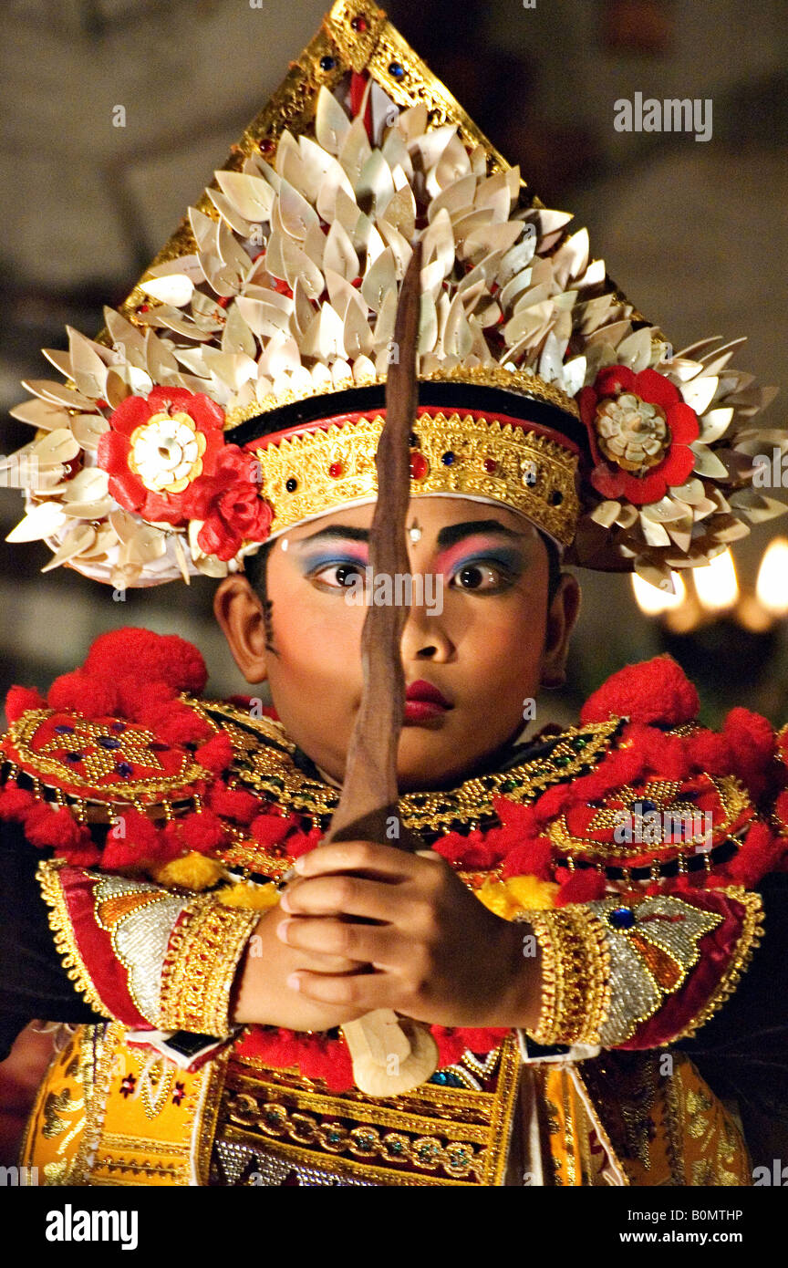 Sanghyang dance hi-res stock photography and images - Alamy