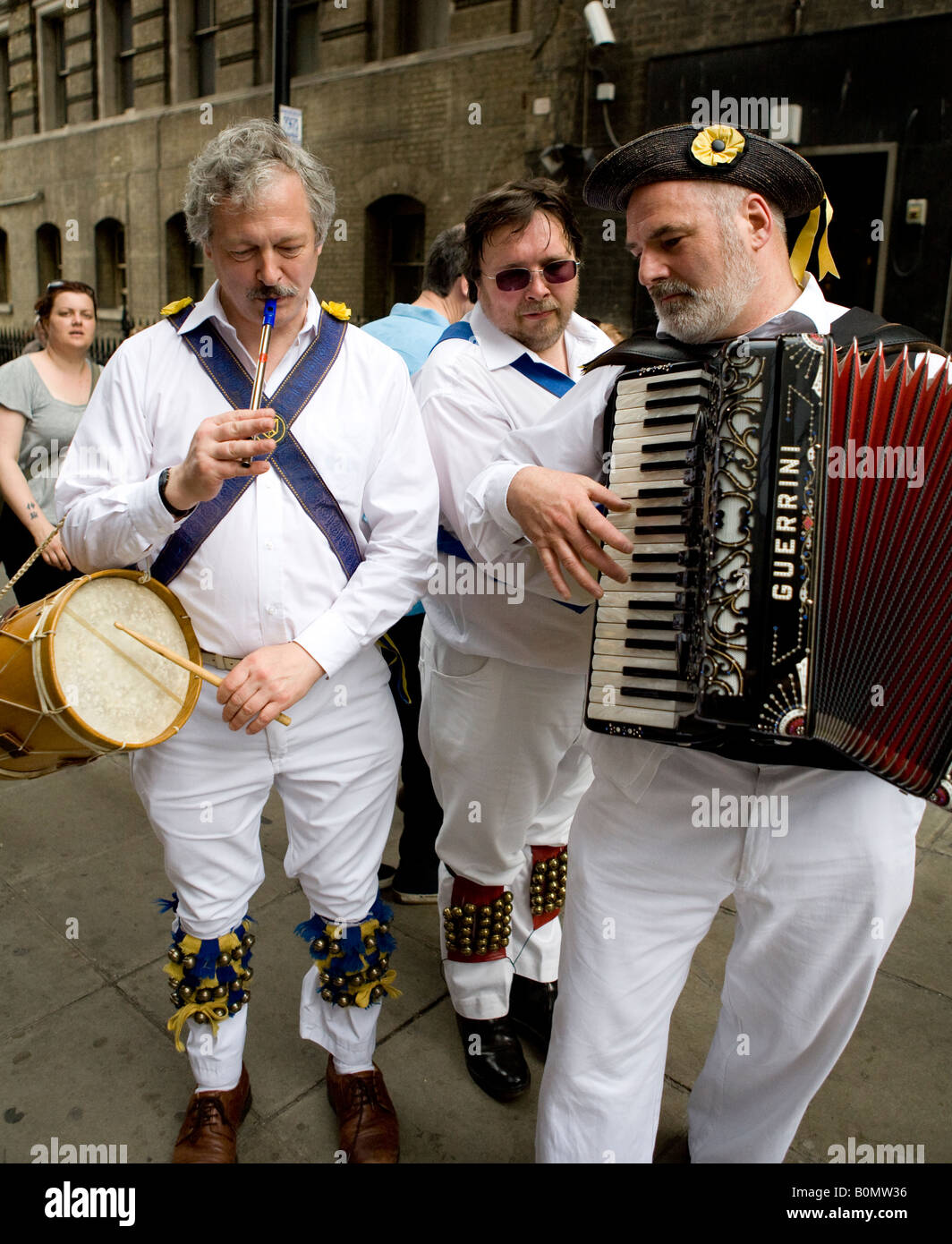 Morris men dancers dancer hi-res stock photography and images - Alamy