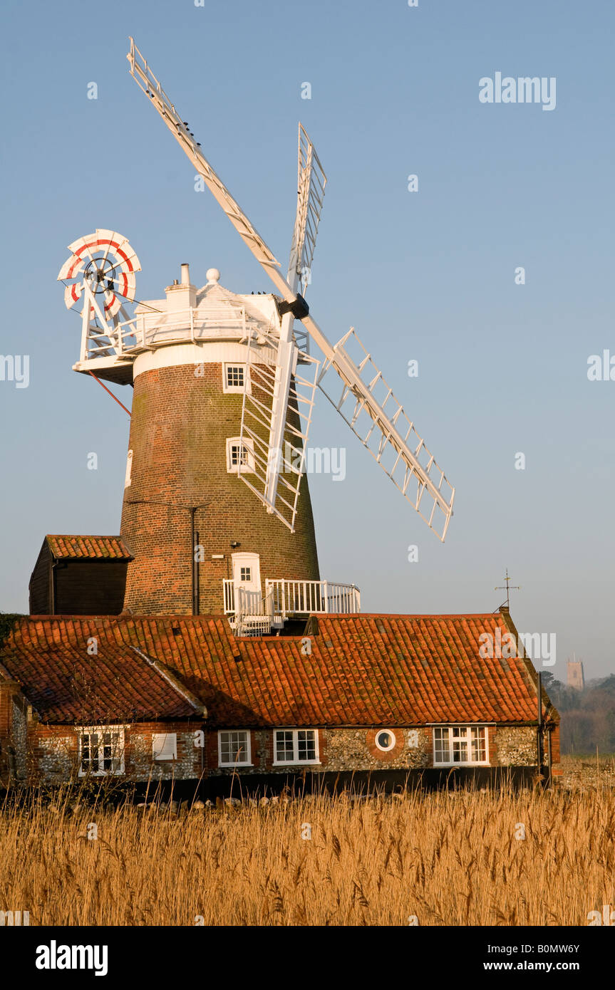 English wind mill hi-res stock photography and images - Alamy