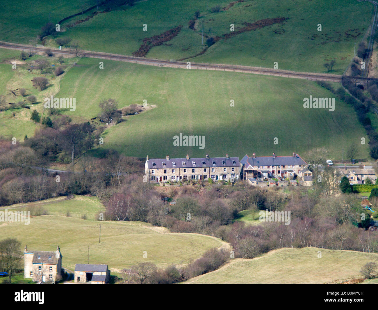Vale of edale cottage hi-res stock photography and images - Alamy