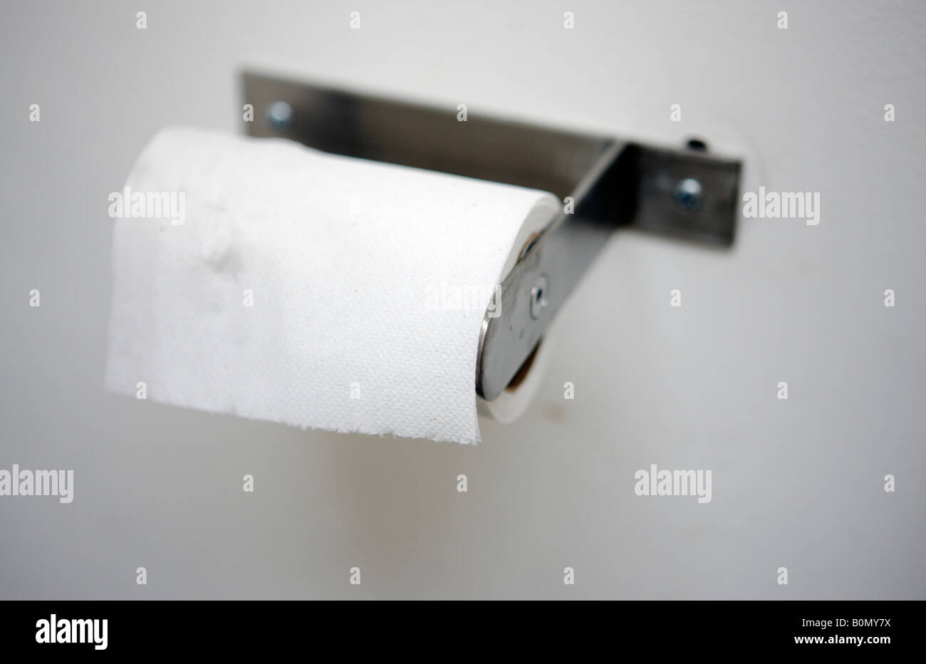 Dunny toilet roll hi-res stock photography and images - Alamy