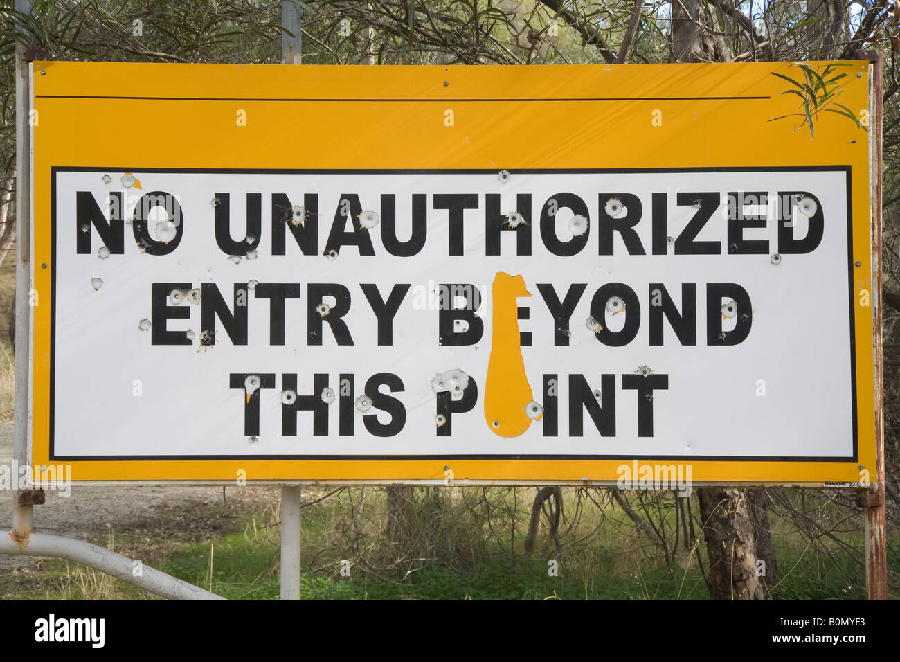 no authorized entry sign Stock Photo - Alamy