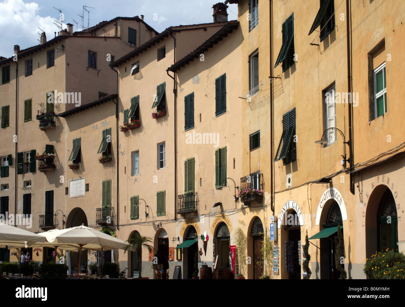 Lucca Roman amphitheatre Tuscany Stock Photo - Alamy