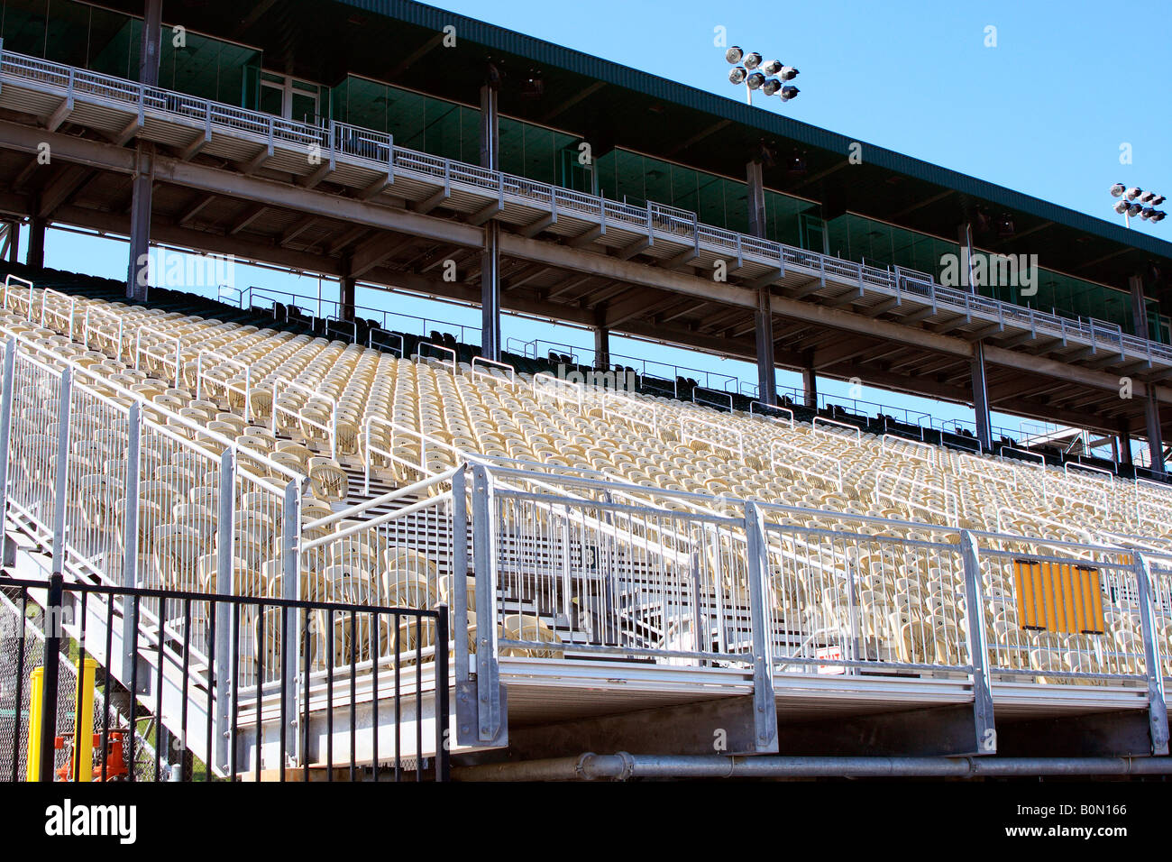 Grandstand suites hi-res stock photography and images - Alamy