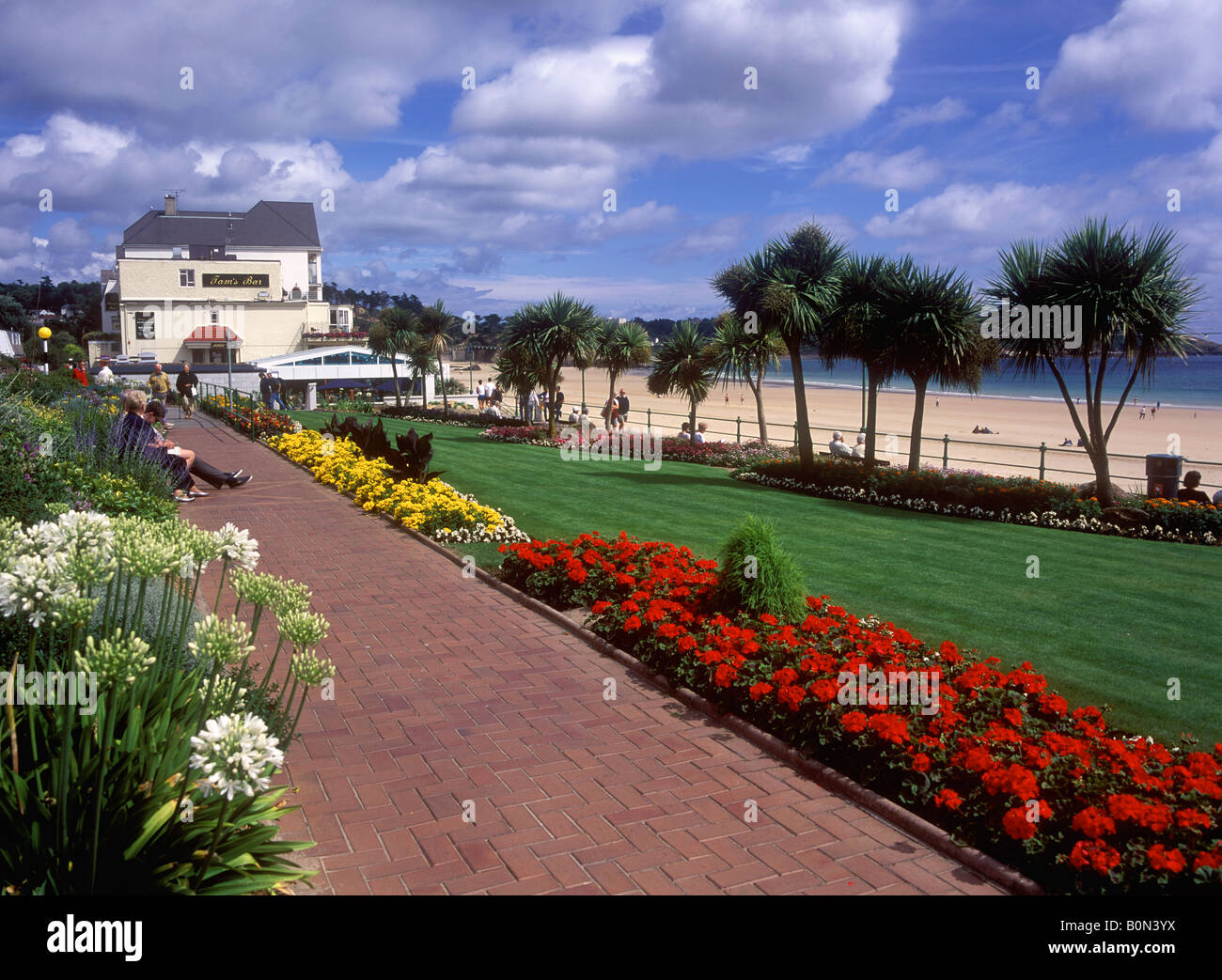 Churchill gardens hi-res stock photography and images - Alamy