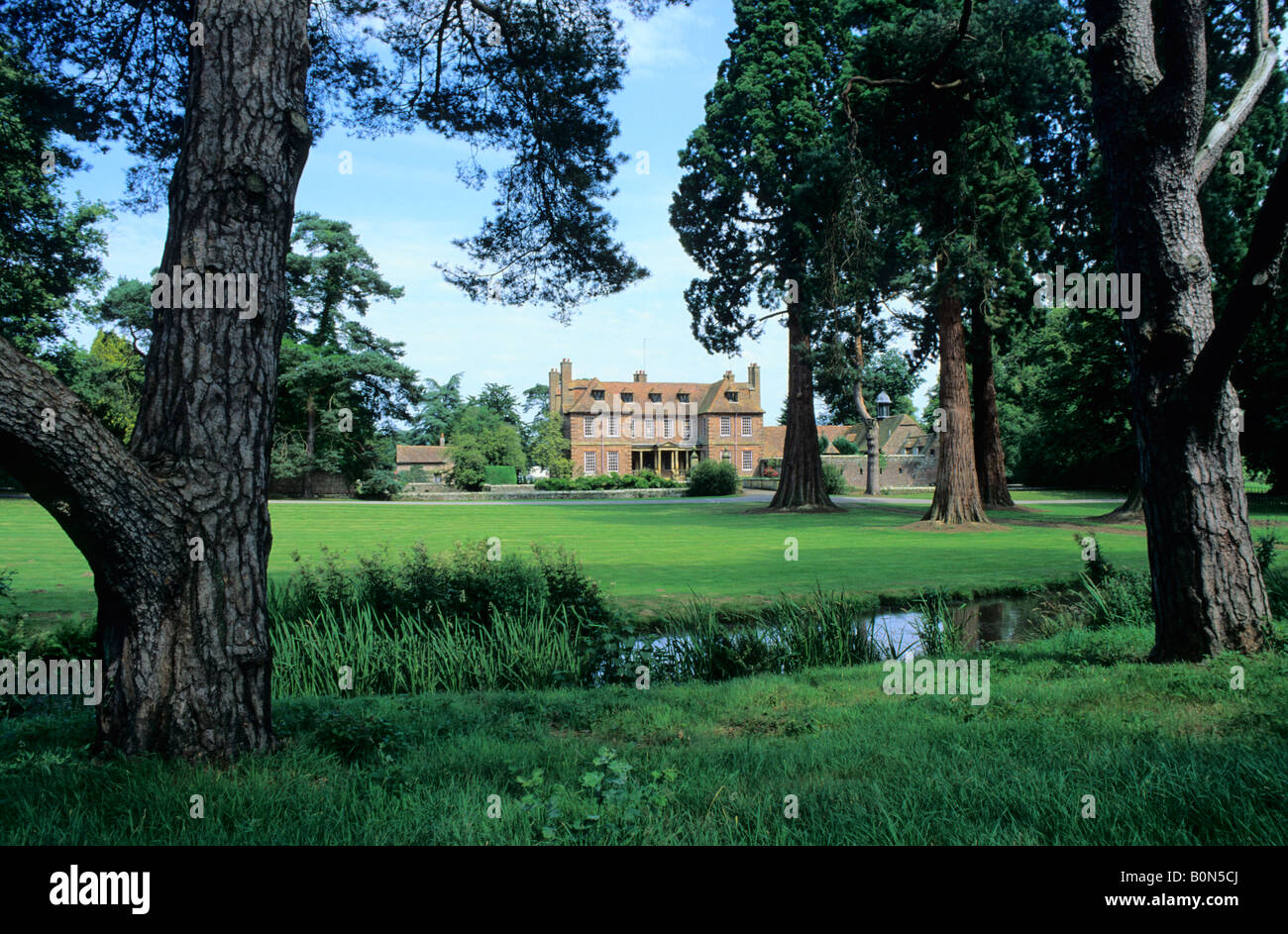 Groombridge place, kent hi-res stock photography and images - Alamy