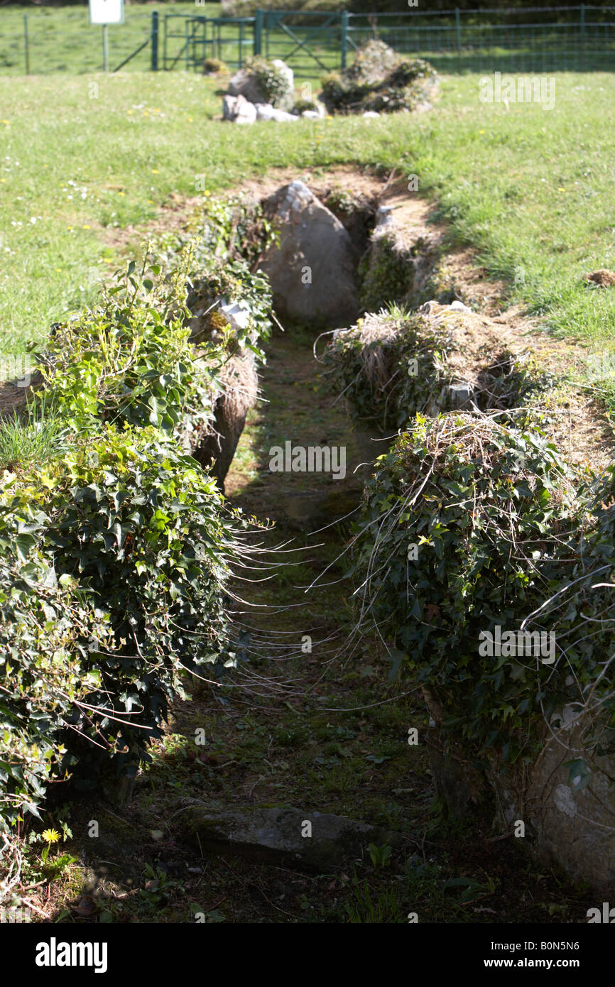 Neolithic megalithic tomb chamber hi-res stock photography and images ...