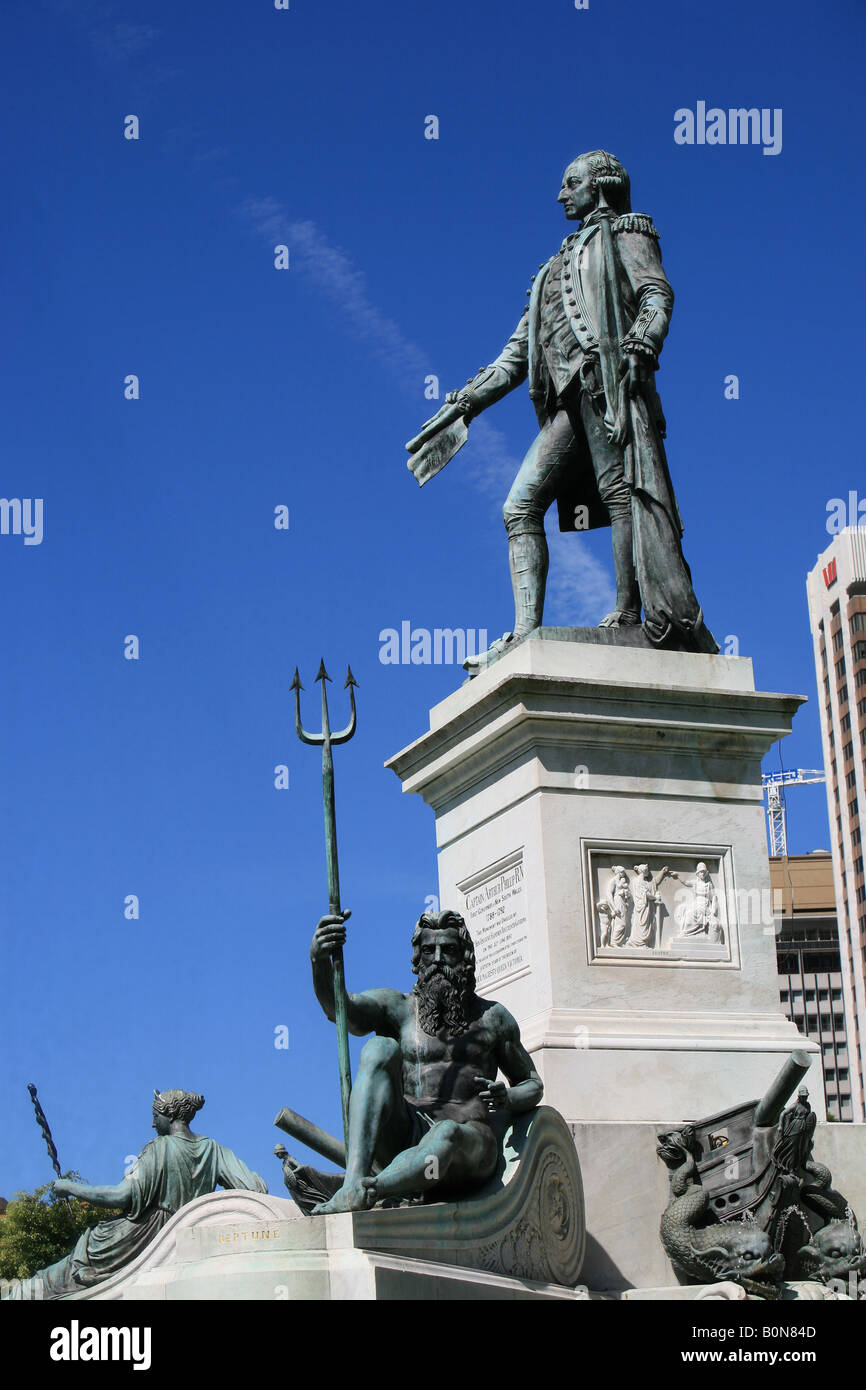 Arthur phillip statue sydney hi-res stock photography and images - Alamy