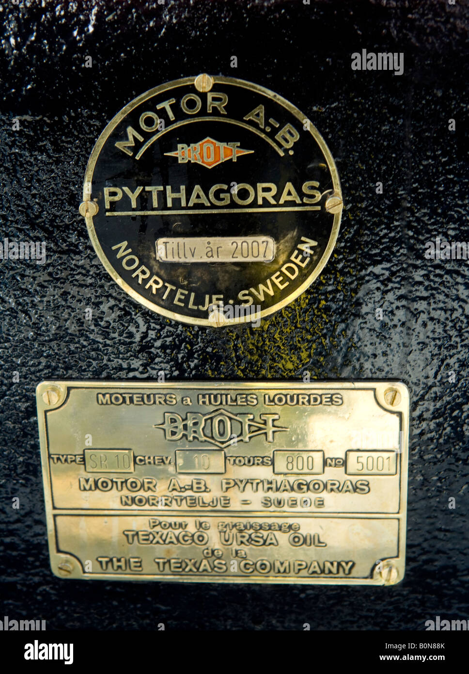 "hot bulb engine Stock Photo - Alamy