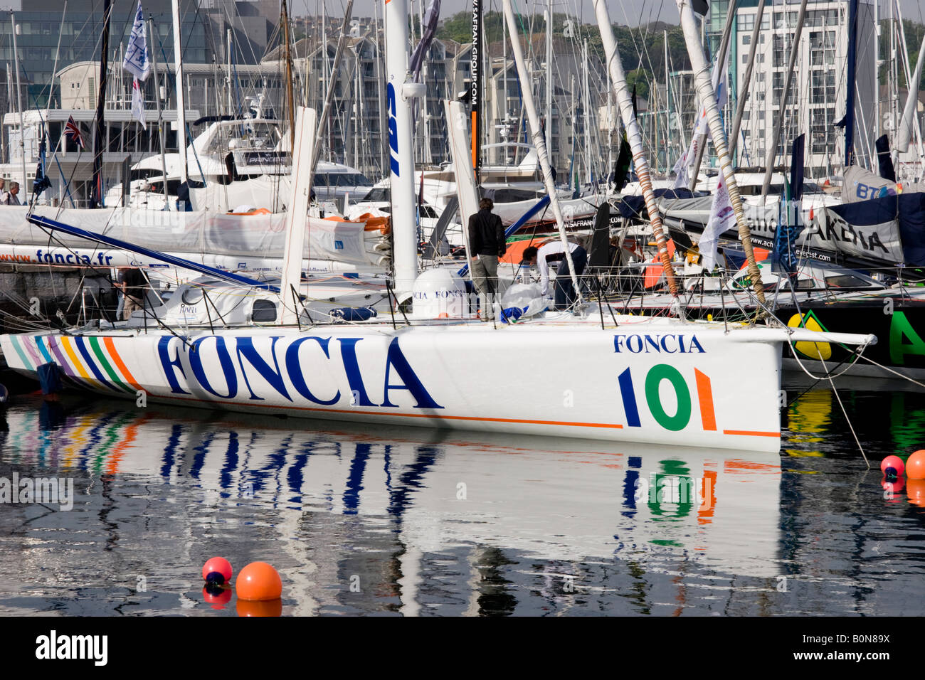 Imoca 60 hi-res stock photography and images - Alamy