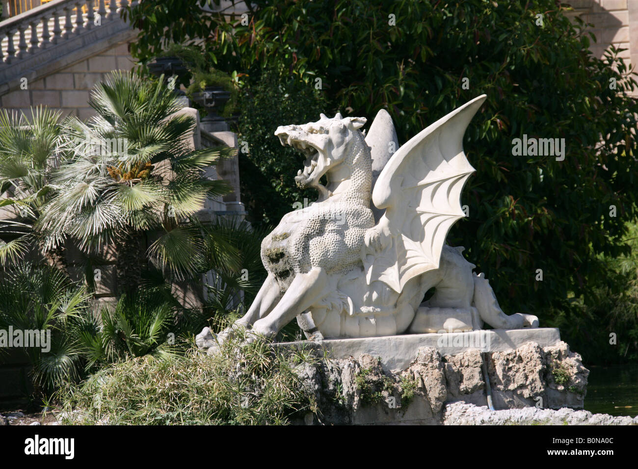 Winged Dragon Statue on Cascade Fountain, Parc de la Ciutadella ...