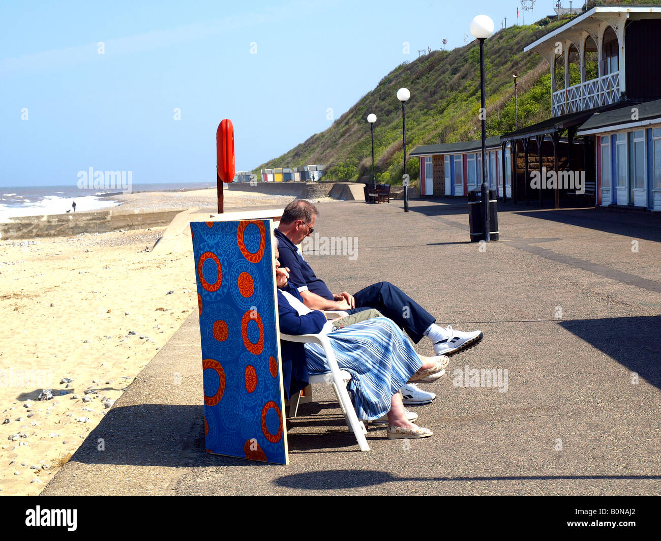 Shelteriing hi-res stock photography and images - Alamy