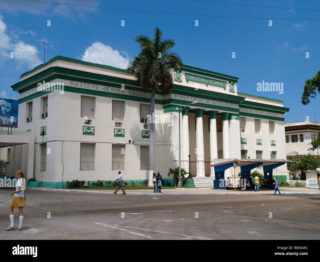 Hospital calixto garcia havana cuba hi-res stock photography and images ...