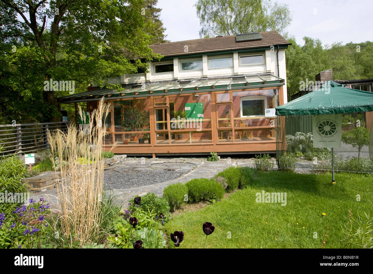 Sustainable house and garden Centre for Alternative Technology ...