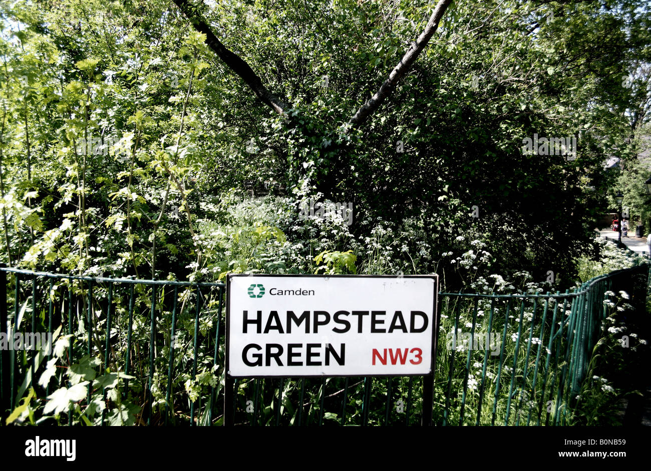West hampstead london sign hi-res stock photography and images - Alamy