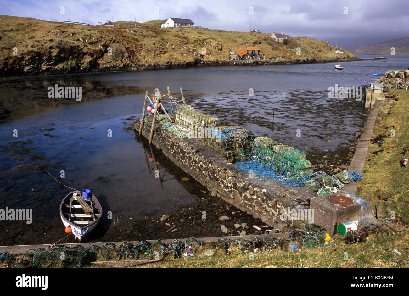 Scalpay harbour, Isle of Harris, Scotland Stock Photo - Alamy