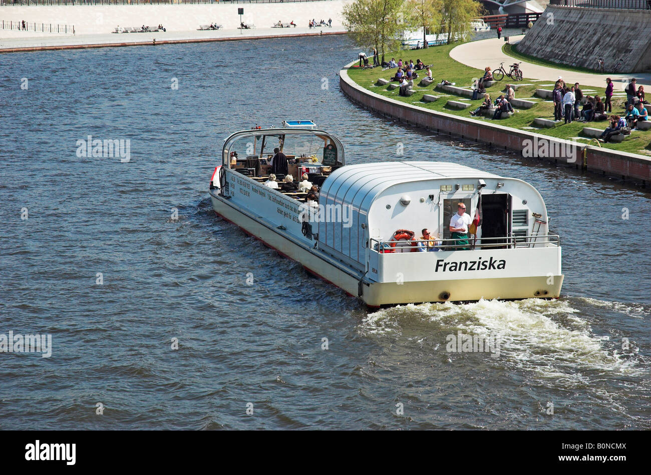Tour spree river hi-res stock photography and images - Alamy