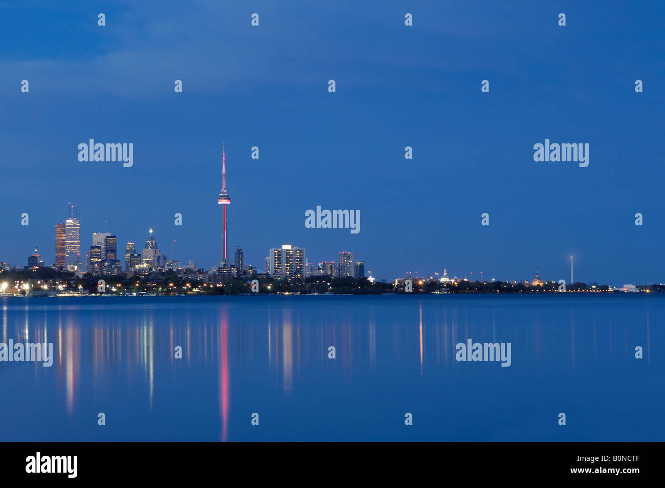Toronto night sky line hi-res stock photography and images - Alamy