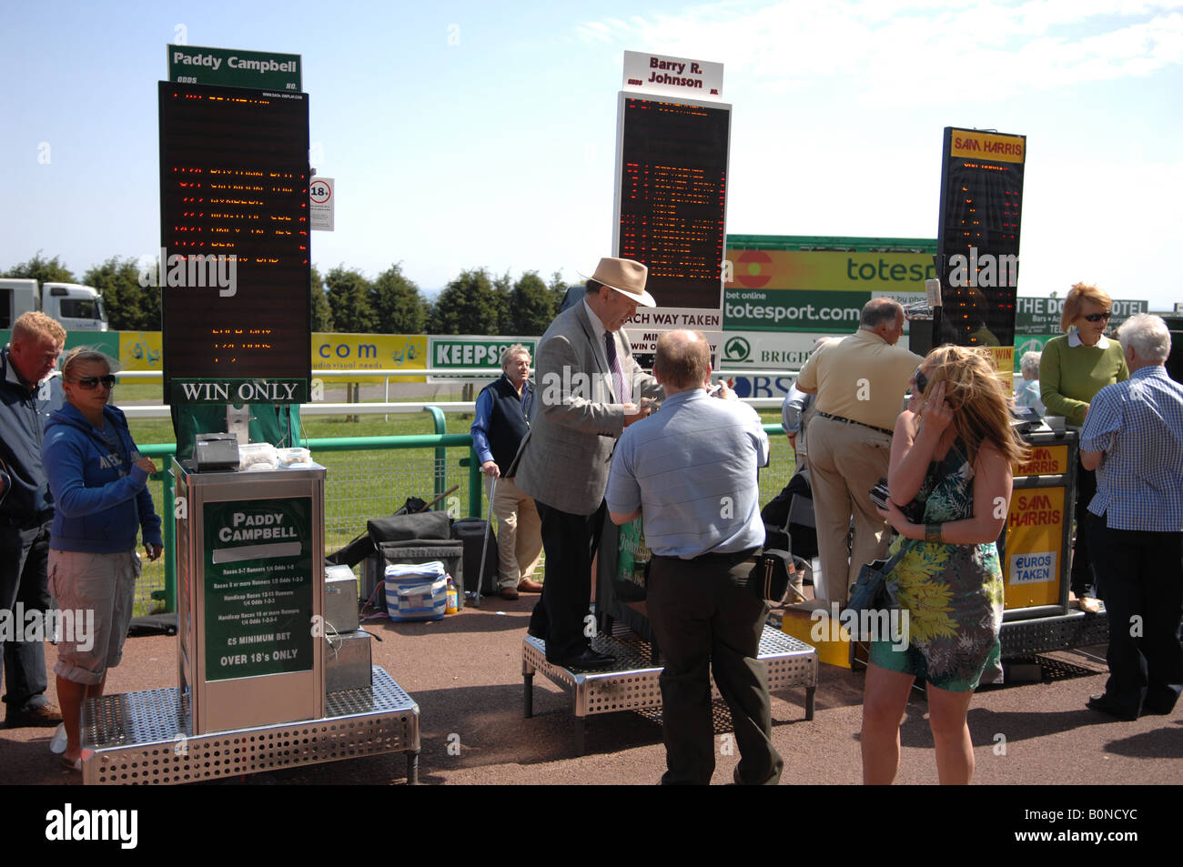 On course bookmaker hi-res stock photography and images - Alamy