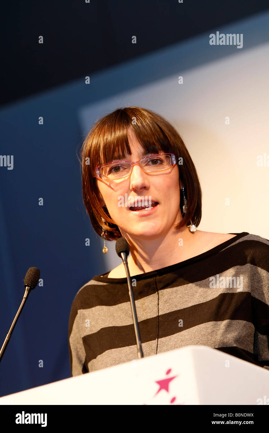 Julia Goldsworthy MP addressing the Local Government Association ...