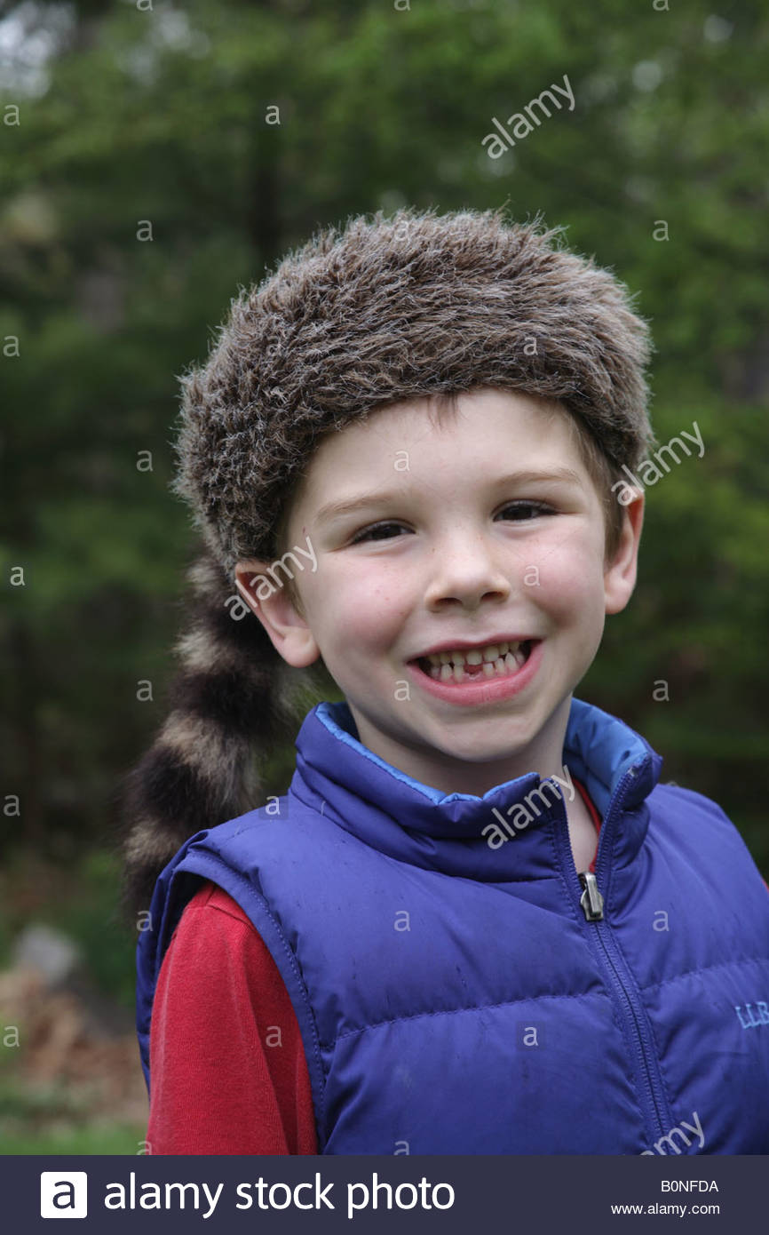 Coonskin Cap High Resolution Stock Photography and Images - Alamy