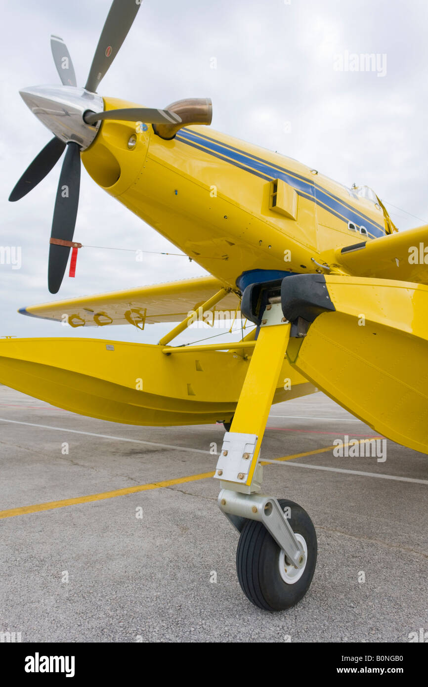 Air tractor 802 fire boss hi-res stock photography and images - Alamy