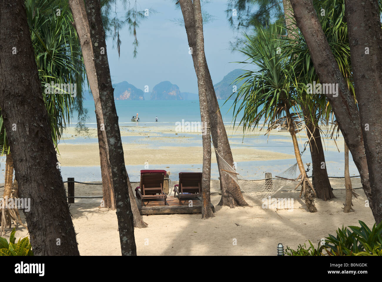 Tup kaek beach hi-res stock photography and images - Alamy