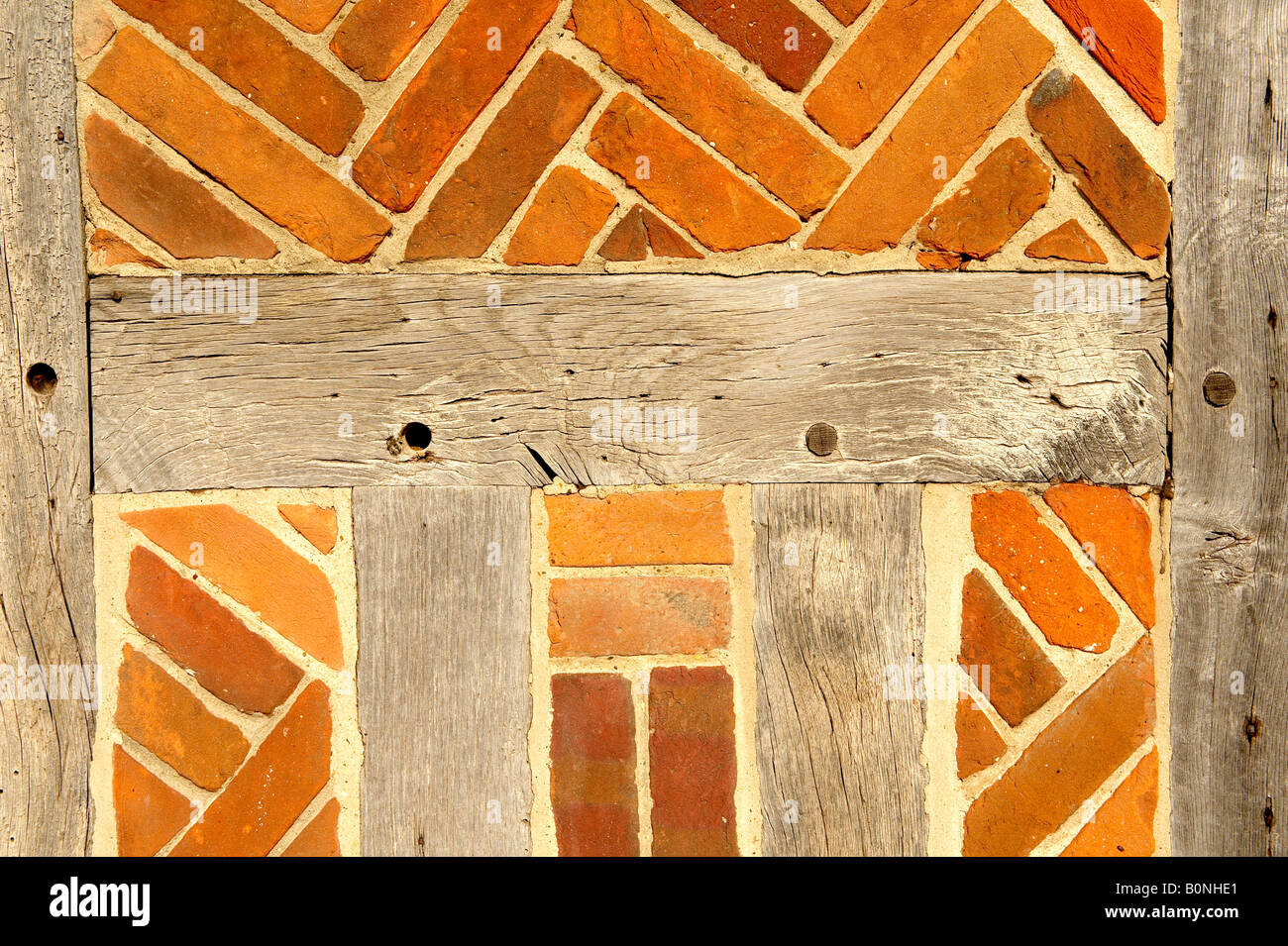 Elizabethan red brick wall hi-res stock photography and images - Alamy