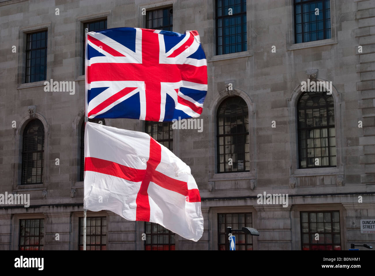 George cross flag hi-res stock photography and images - Alamy