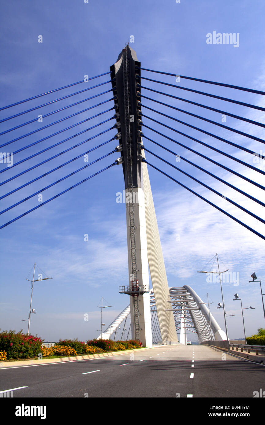 Infrastructure bridge putrajaya architecture hi-res stock photography ...